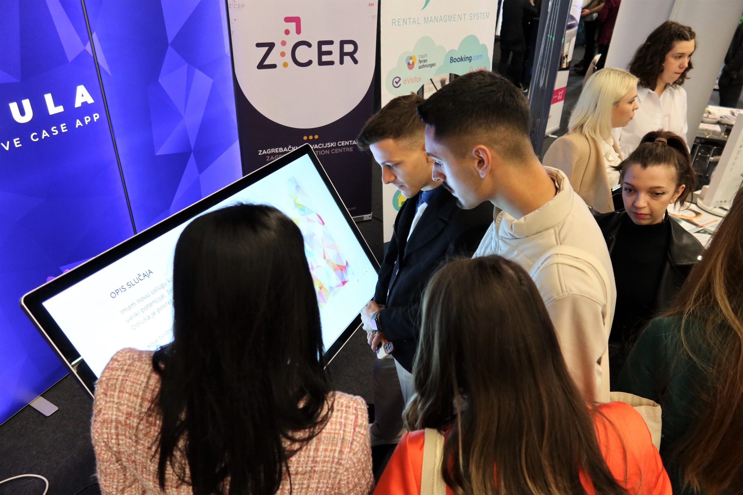 Nobula Tehnologies na LEAP Summitu - ZICER